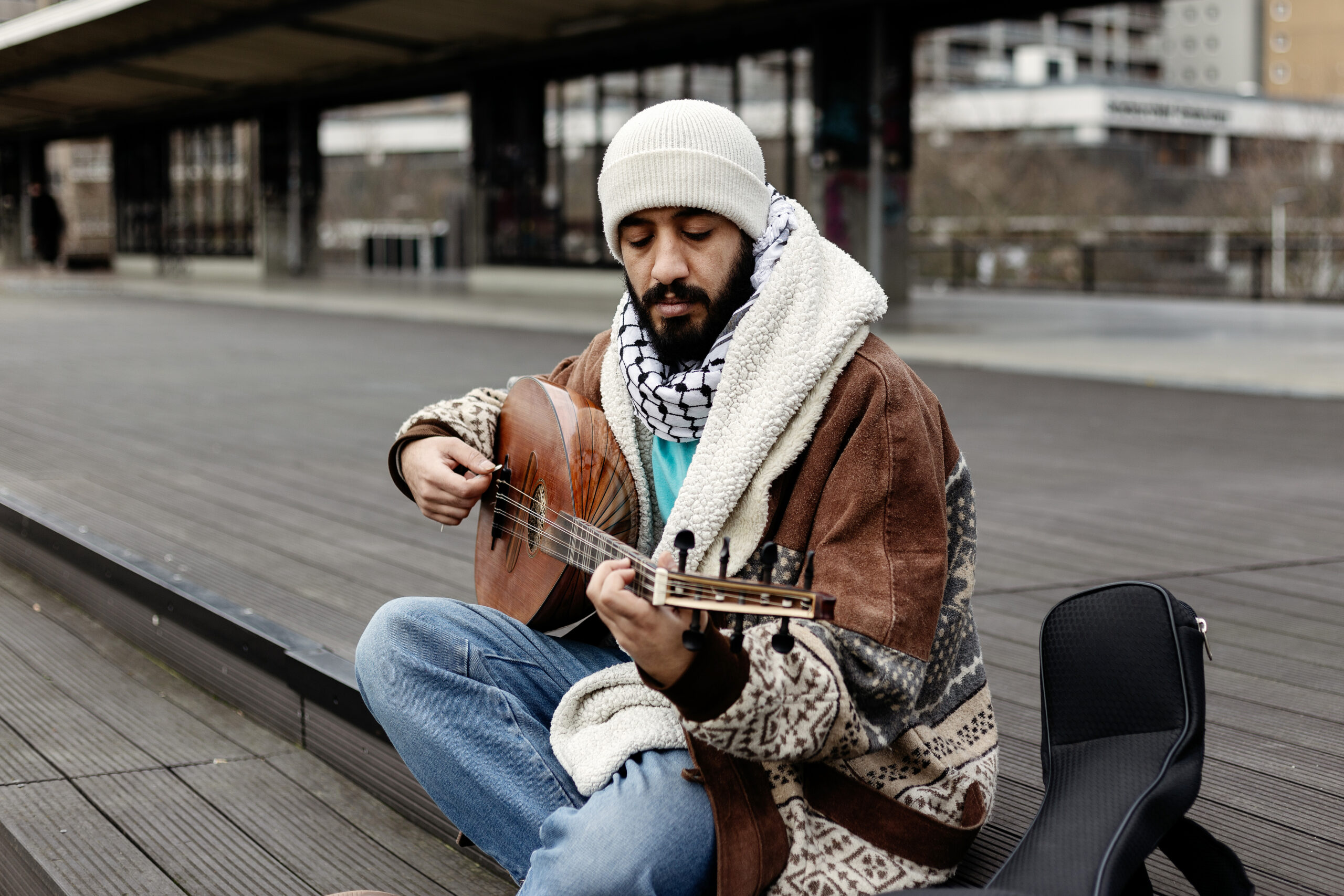 Esmail: ‘Zingen is mijn manier om verhalen te vertellen’ - UAF
